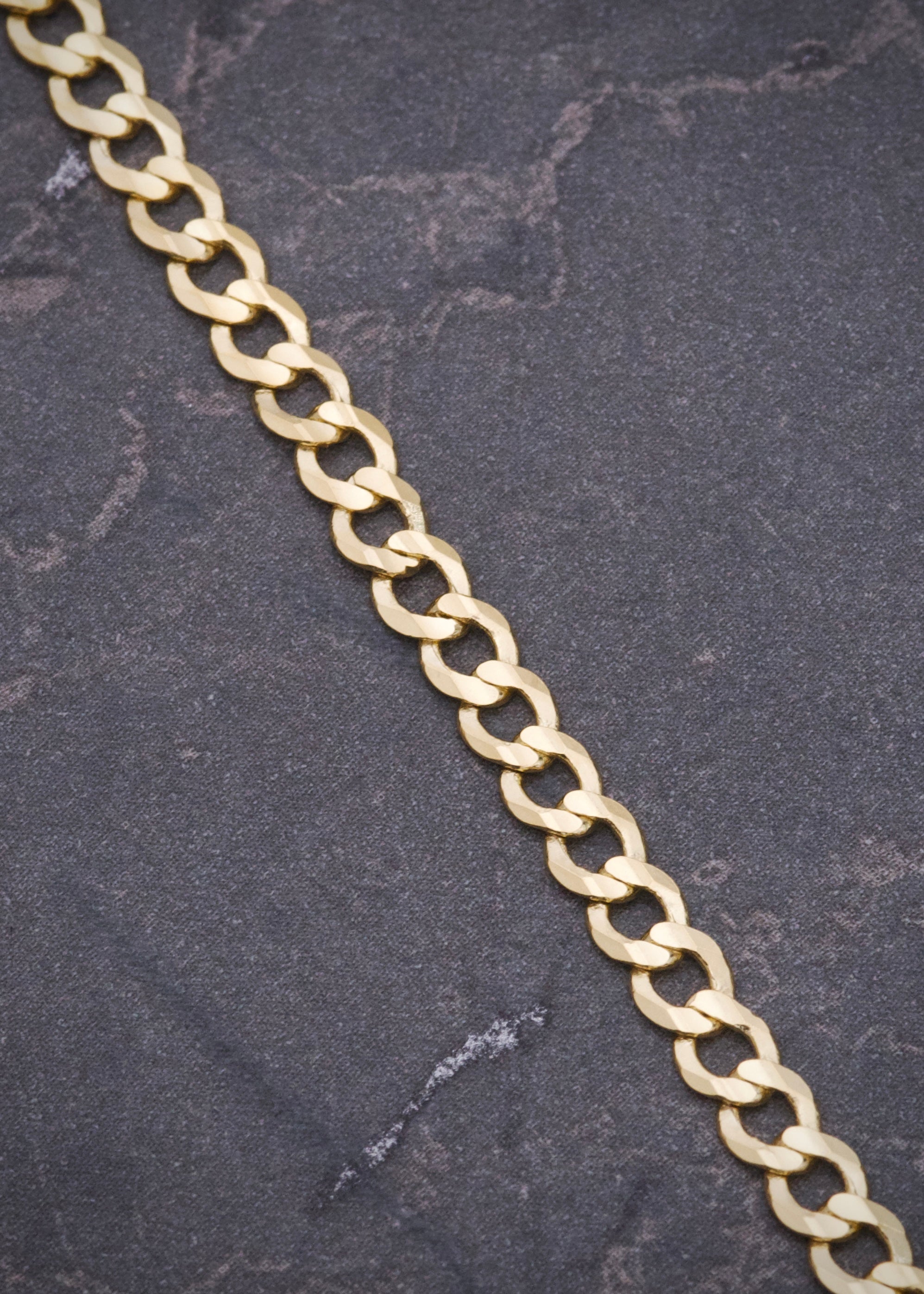 Pulso cubano 4,2gr, Ancho 3,6 mm, Oro Italiano – BRACARLI